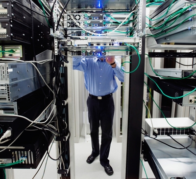 Калькулятор расчёта стоимости IT-аутсорсинга | SkyDynamics Москва